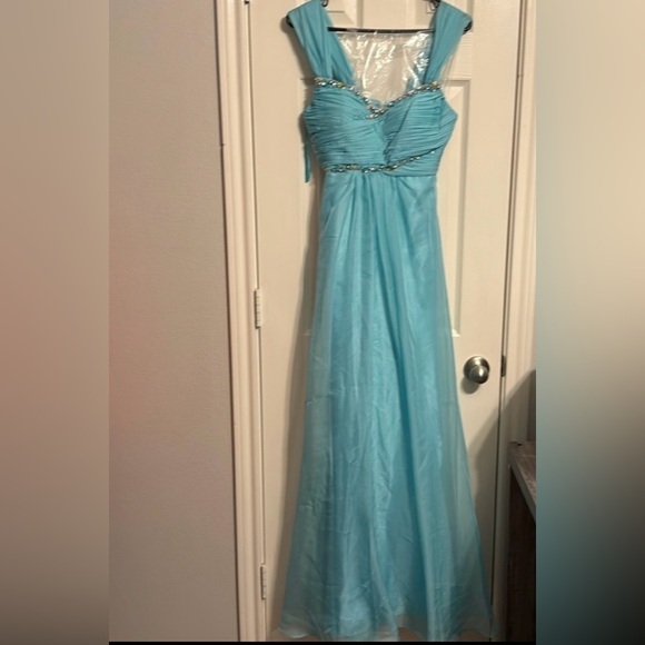 mary queen coture | Dresses | Formalprom Dress Size 2 By Mary Queen ...
